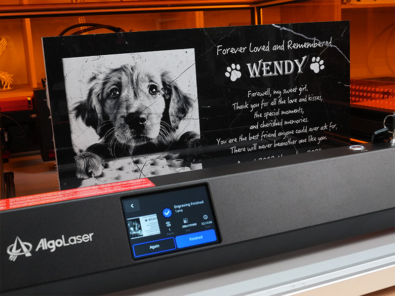 Láser grabente lápida de mármol